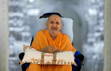 BAPS spiritual head Pramukh Swami Maharaj passes away at 94 - The ...