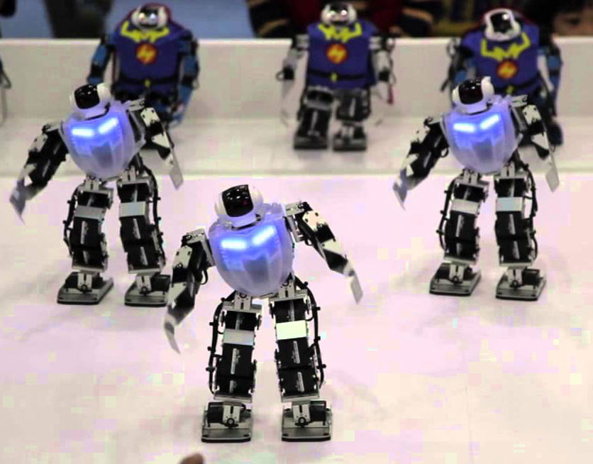 1007 humanoid robots dance in tandem to set new world record in China ...